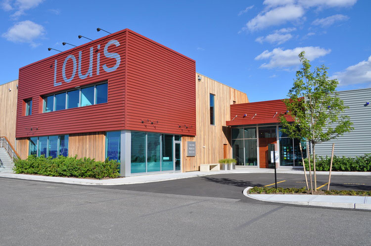 LOUiS Boston – By Jamie Kohn